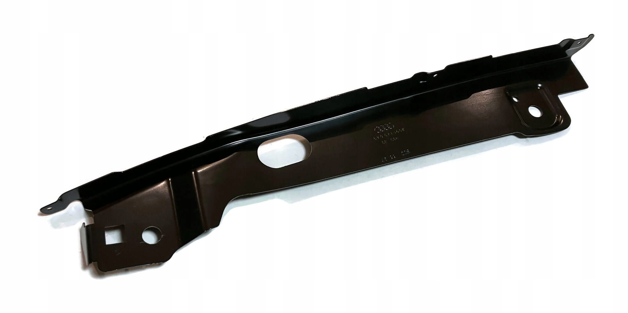 Right fender mounting bracket Audi A3 8V 2013-2020 | 8V0821468E ...